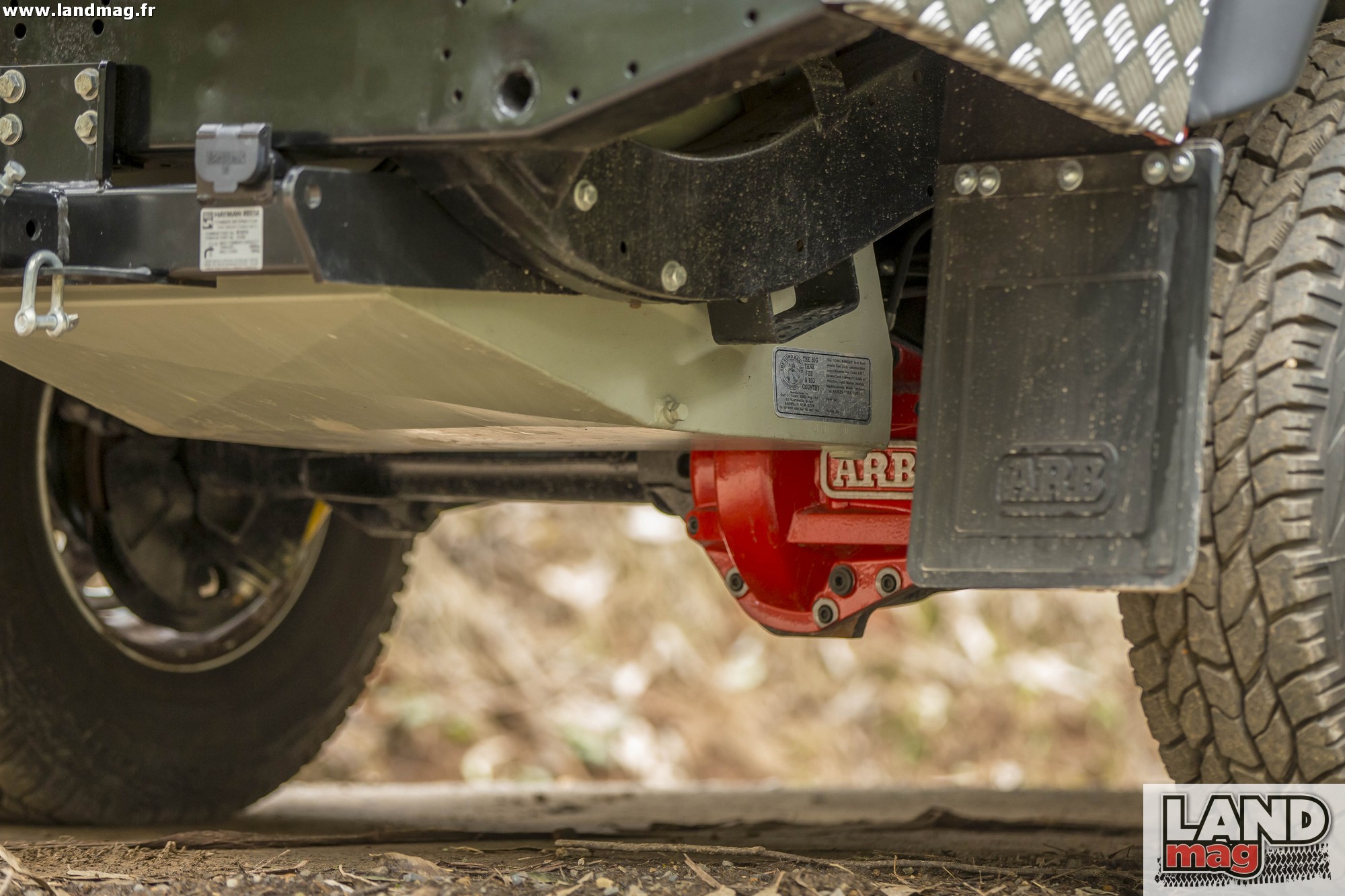 Land Mag 142 : un roadtrip ARB en Defender et en Australie